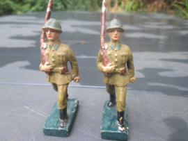 DURSO 2 Belgium marching soldiers WW2 green collar means Ardense Jager ...