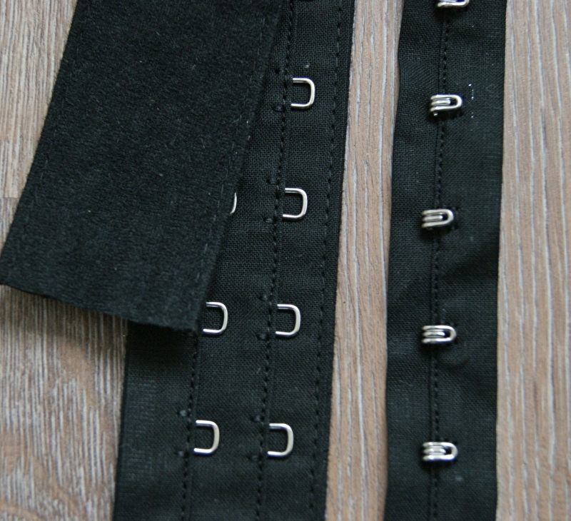 Haak en oog band zwart katoen 5 cm breed (sluit blind) | Haak en oog ... Haak en oog band zwart katoen 5 cm breed (sluit blind) | Haak en oog ...